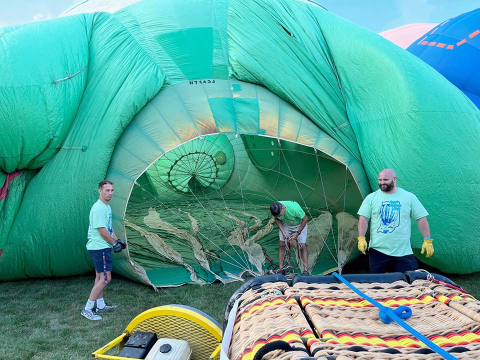 NFL’s Jaylon Smith takes to the air after winning Gala auction